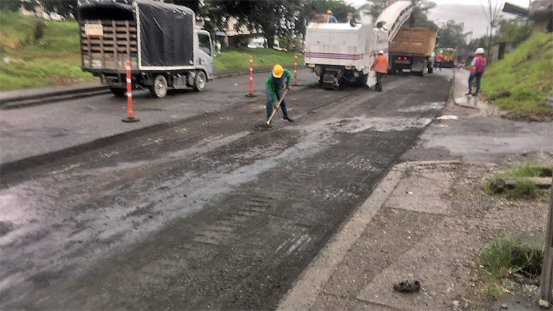 Personal contratado para rehabilitación de la Avenida Simón Bolívar debe ser en un 60 % del ...