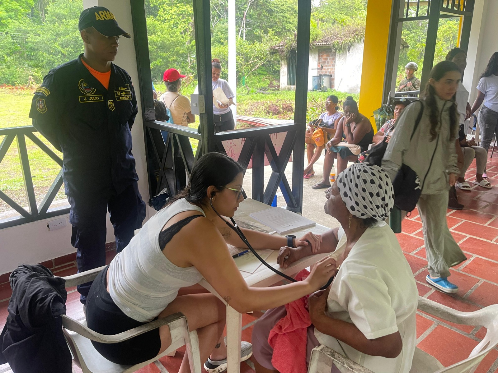 Jornada de apoyo benefició a más de 2.000 personas en Nuquí, Chocó